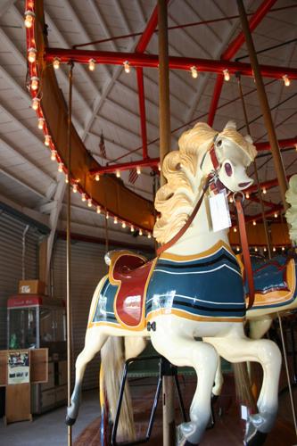 Waterloo's carousel has new attraction | Local | hngnews.com