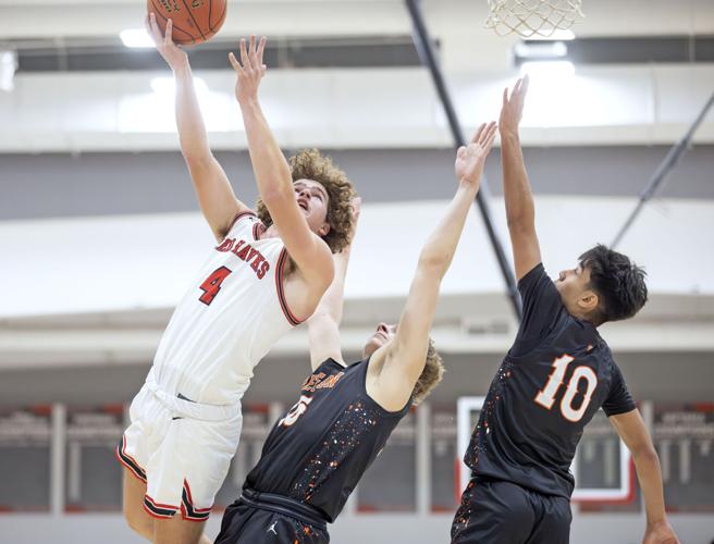 Middleton escapes with close victory over Janesville Craig | Milton ...