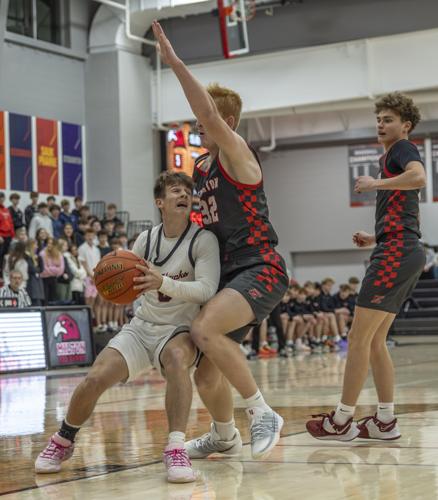 Boys' High School Basketball: Branch, Grady combine for 42 in win for ...