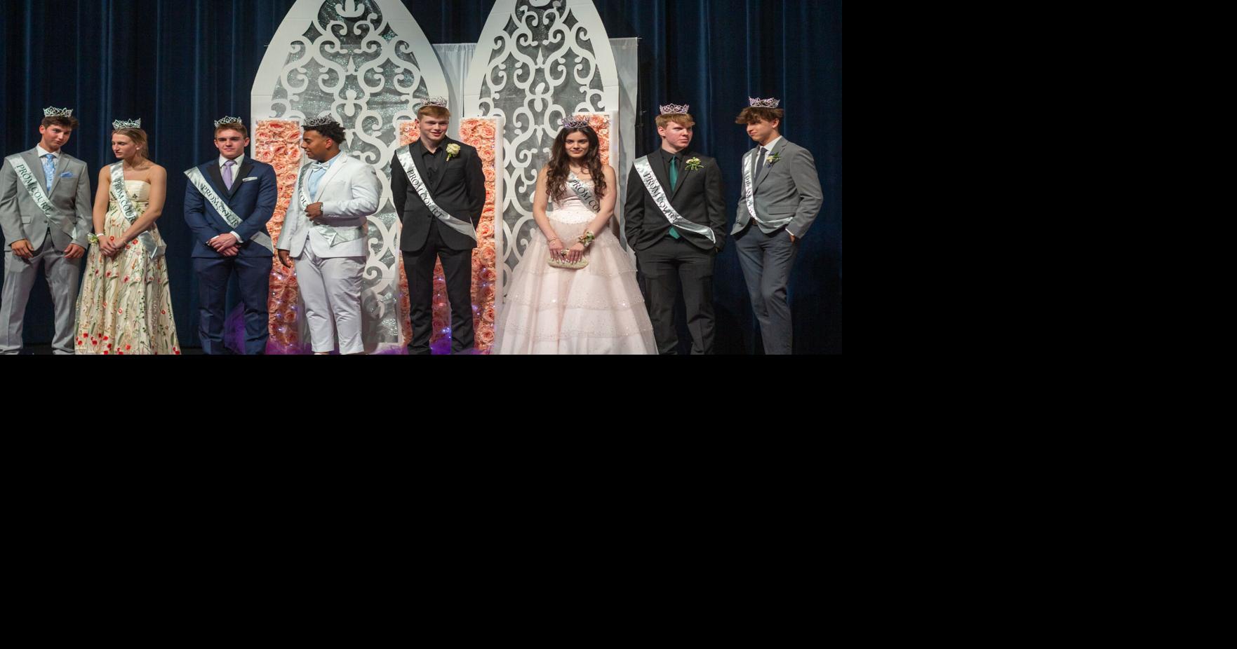 In Photos: Monona Grove High School Prom Court | School | hngnews.com