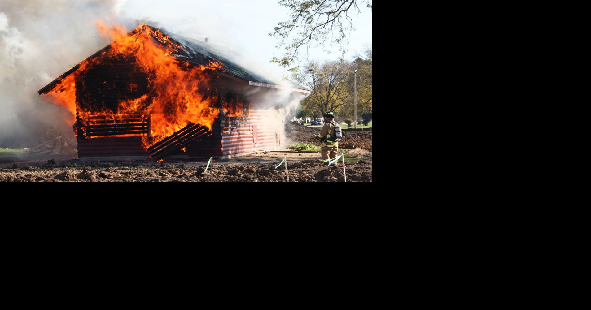 DeForest log cabin controlled burn | DeForest Times | hngnews.com