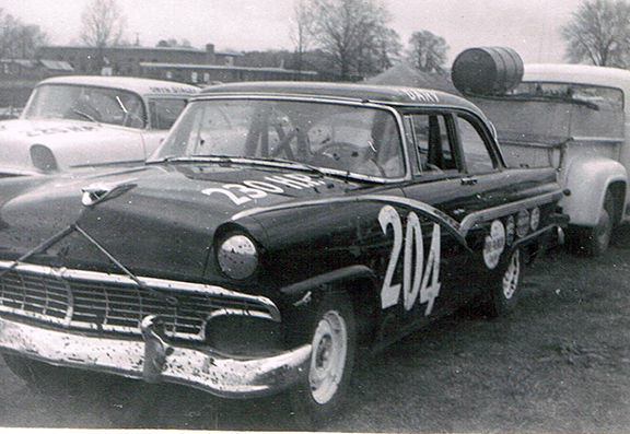 Sauer honored by racing hall of fame | Local | hngnews.com