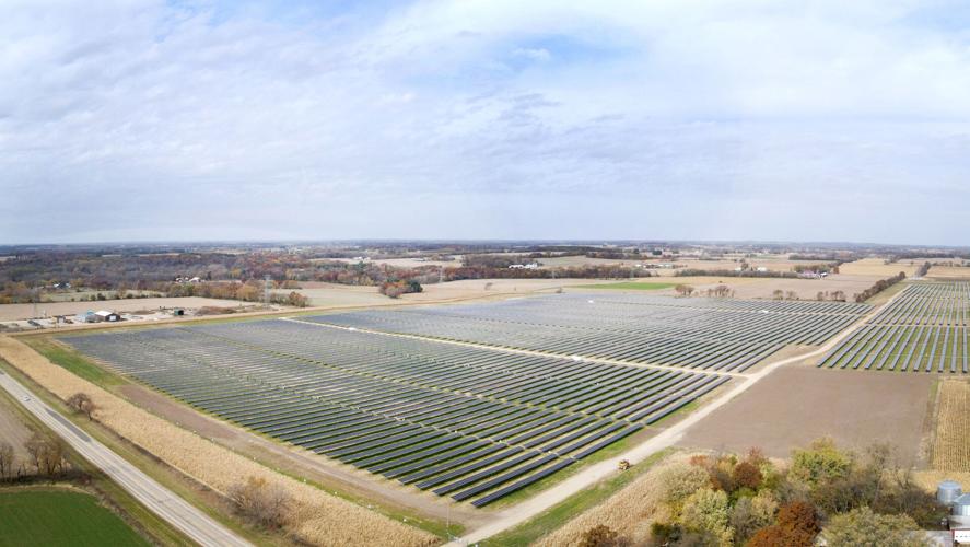Alliant Energy's mile-wide North Rock solar farm near Edgerton about to ...