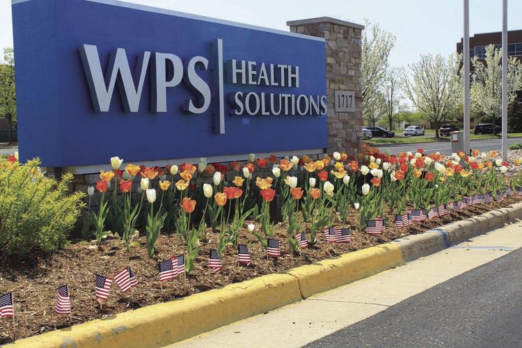 WPS plants 1,000 flags to honor veterans | Monona / Cottage Grove ...