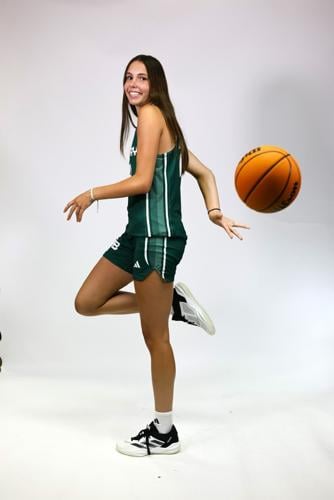 Basketball: Poynette star Avalyn Albrecht commits to UW-Green Bay ...
