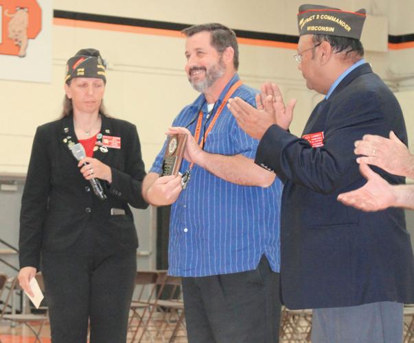 Poynette High School teacher wins statewide VFW award | Poynette Press ...