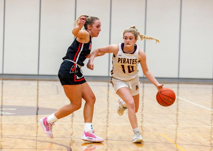 Trio of Pirates named all-conference | Waterloo / Marshall Courier ...