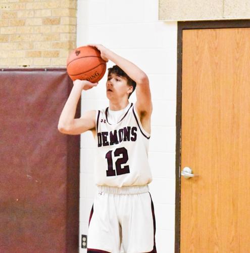 Deerfield boys basketball hot from behind the arc in win against ...