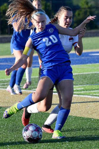 Girls soccer: Lake Mills shuts out Edgerton in playoff opener, 4-0 ...