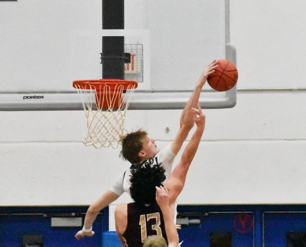 McFarland boys basketball gets wins against Edgewood and Evansville ...