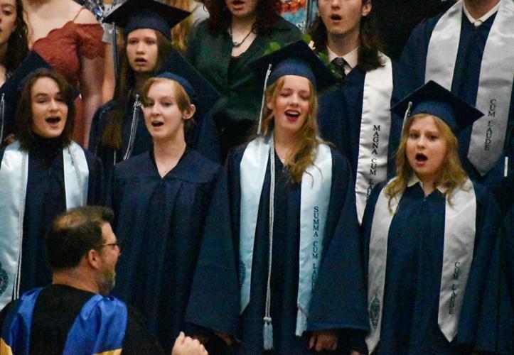 McFarland Class of 2024 celebrates graduation | School | hngnews.com