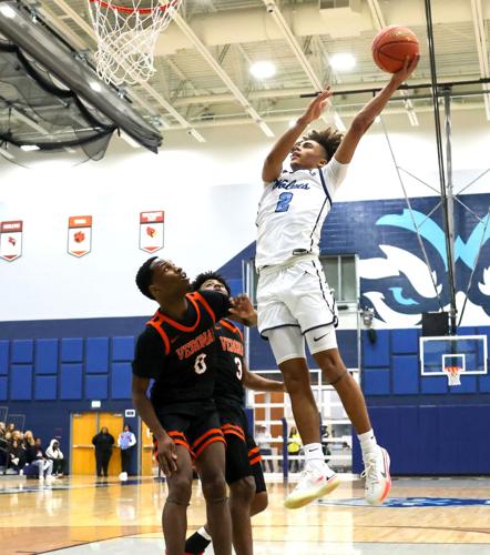 Chris Davis Jr. named Big Eight conference Player of the Year | Sun ...