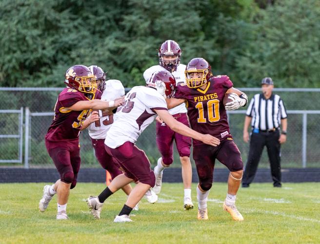 Pirates sail past Riverdale, improve to 2-0 | Waterloo / Marshall ...