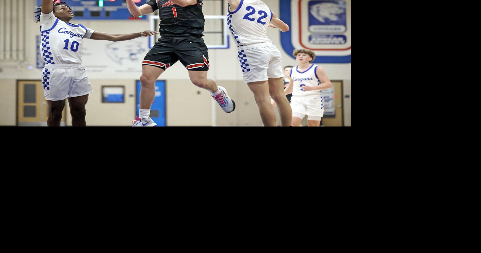 Ayden Goll hangs 34 points on Janesville Craig, but Cougars take down ...