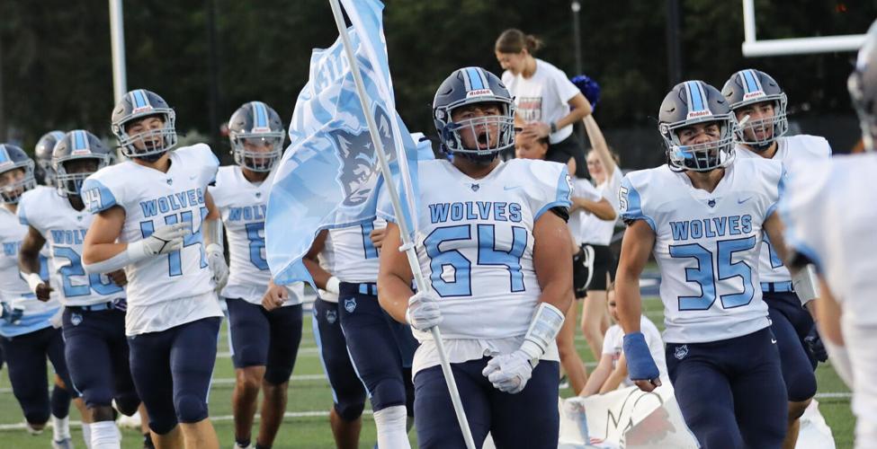 Sun Prairie West football's tough schedule continues with Waunakee ...