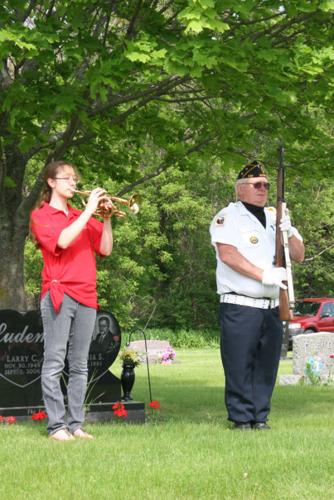 More than 100 people attend Waterloo Memorial Day Program | Local ...
