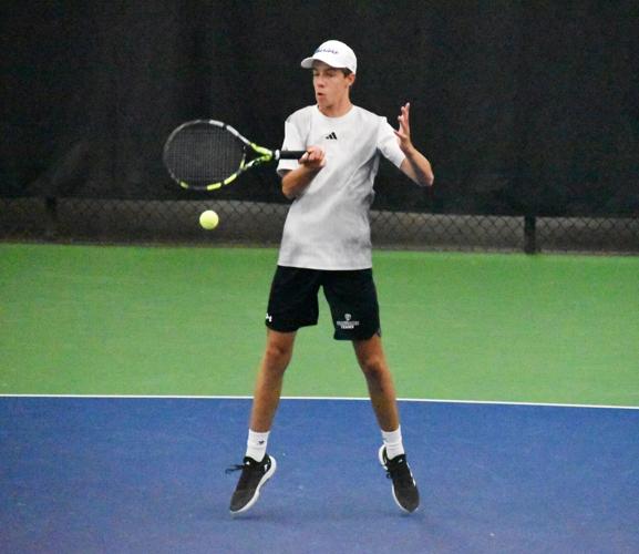 Boys tennis: Waunakee's Lipari, doubles team win tough three-setters to ...