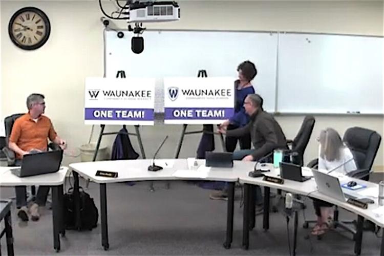 Waunakee gets new logo for school district, athletic teams | Local ...