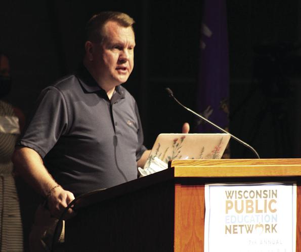 Schroeder announces re-election bid | News | hngnews.com