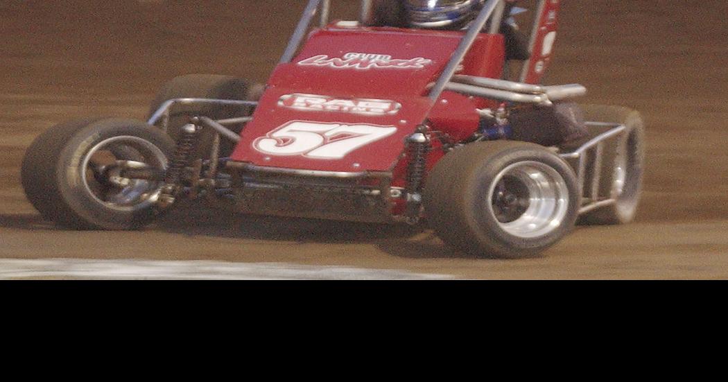 Walker takes first at 20-lap Midget Racing Series feature | Sun Prairie ...