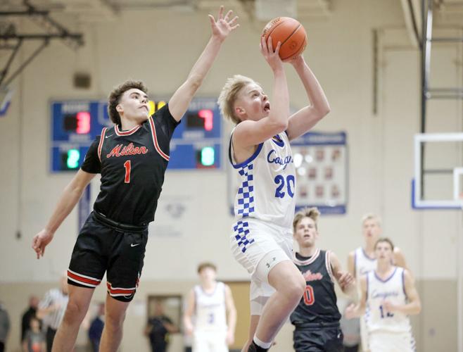 Ayden Goll hangs 34 points on Janesville Craig, but Cougars take down ...
