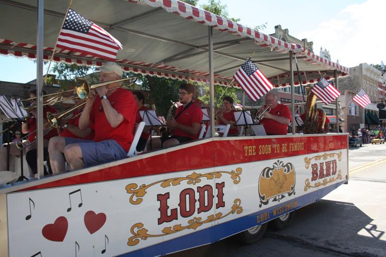 2023 Susie the Duck Day Parade | Community | hngnews.com