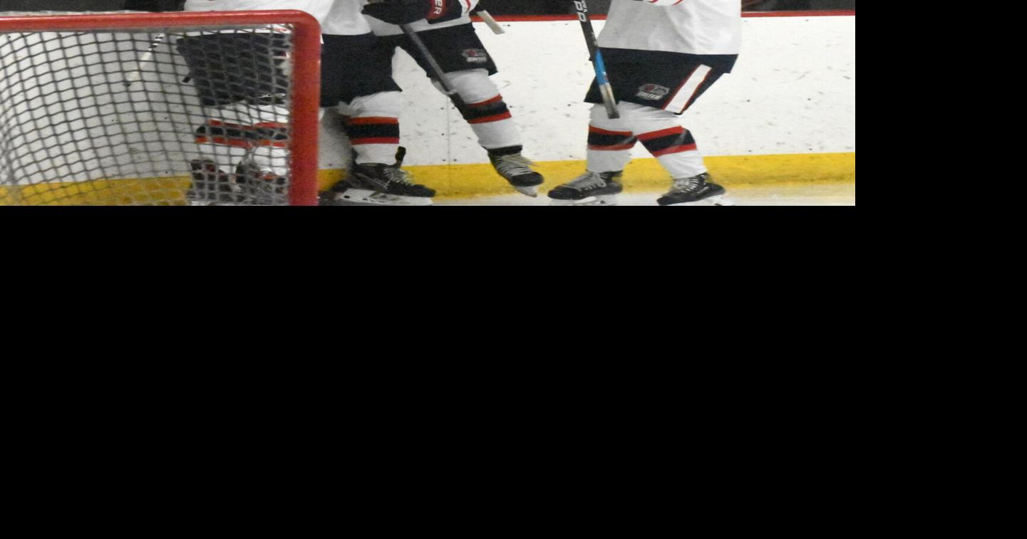 VOSS GOAL CELEBRATION | Sun Prairie Star | hngnews.com