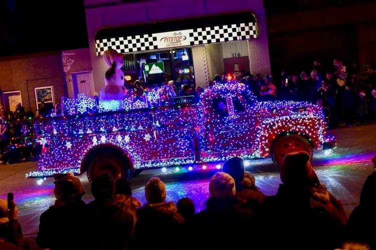 Annual Fire and Lights Holiday Parade brings hundreds together kicking ...