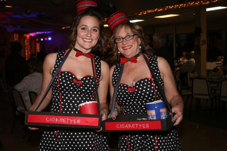 USO Party | Monona / Cottage Grove Herald-Independent | hngnews.com