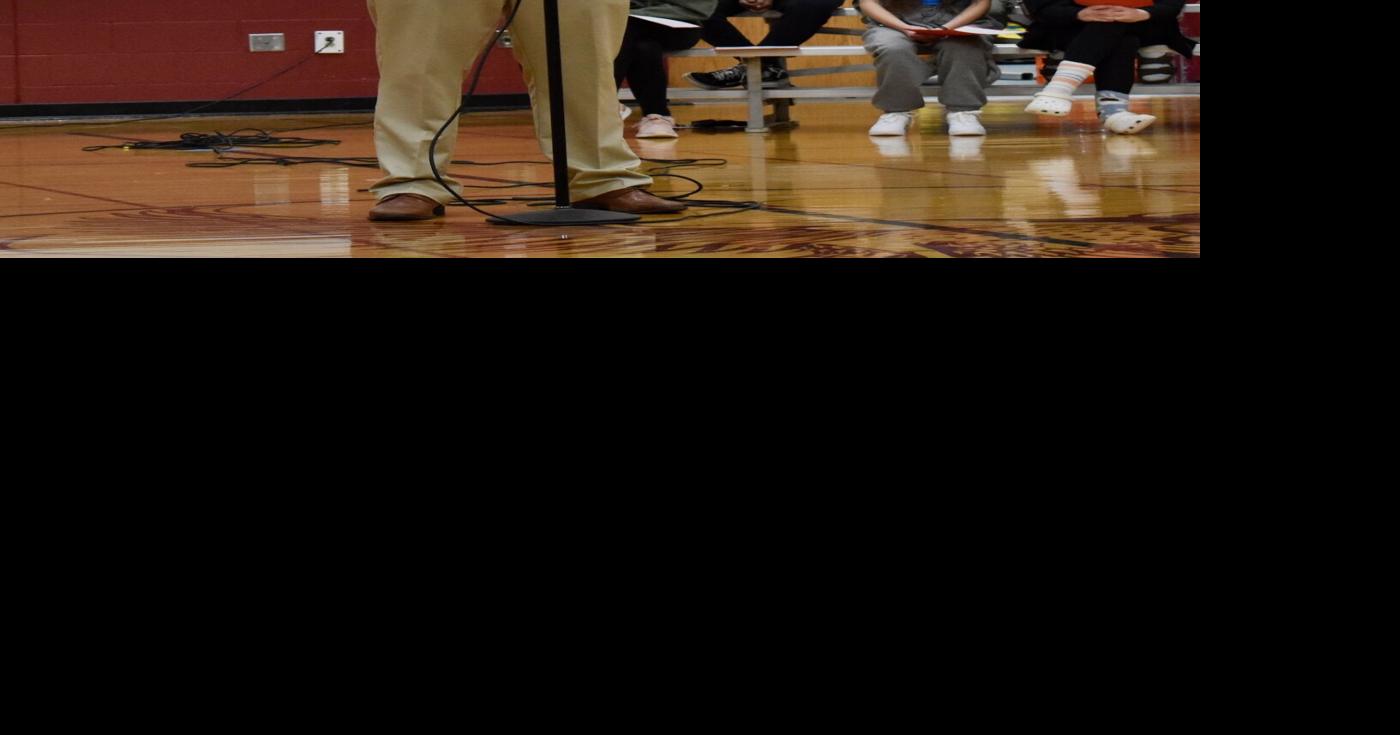 Matt Boberg Veterans Day Assembly | School | hngnews.com