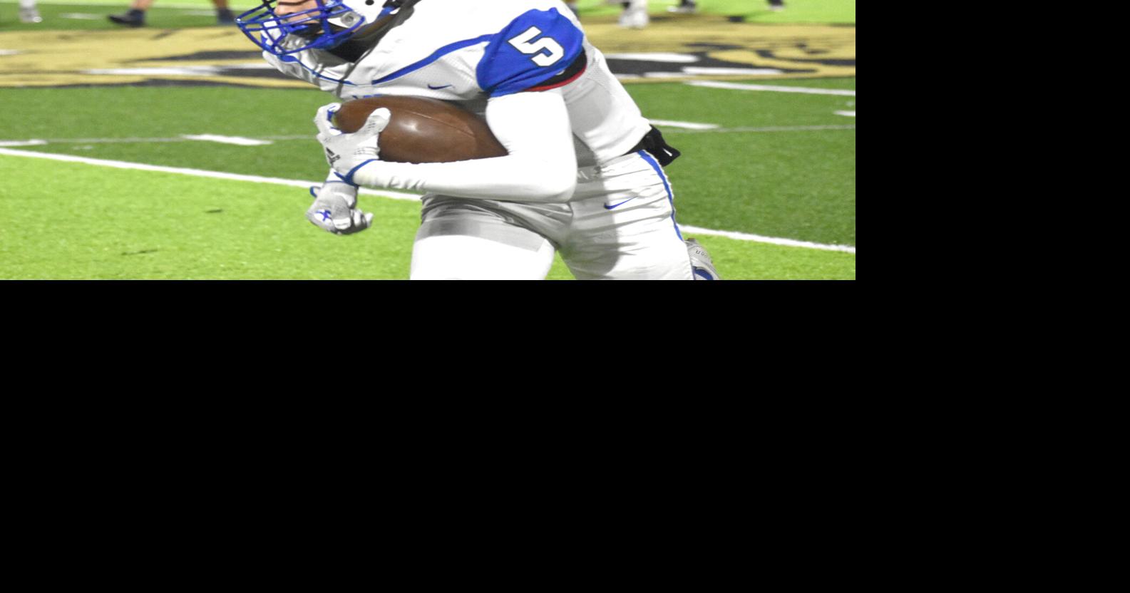 Football: Blue Devils drop regular-season finale at Lake Mills | Local ...