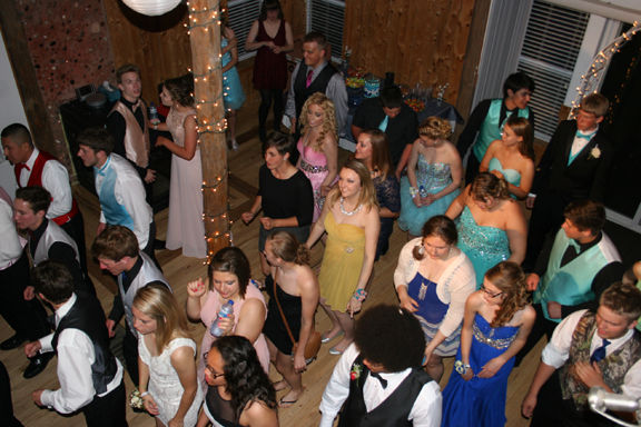 Marshall High School prom 2015 | Waterloo / Marshall Courier | hngnews.com