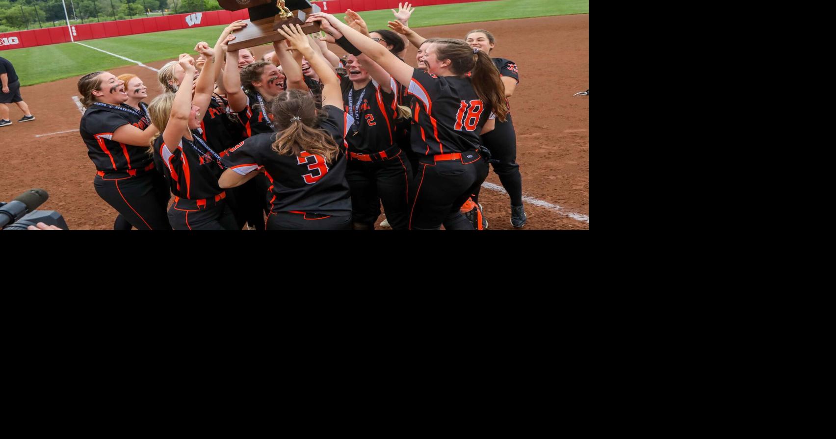 Softball: Loaded Pumas look to repeat as state, Capitol North ...