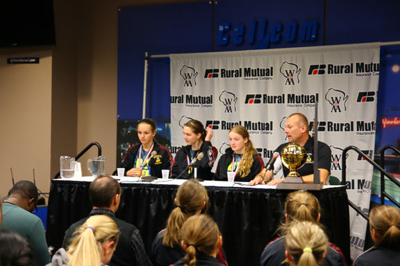 Waterloo Lady Pirates win back-to-back state volleyball title ...