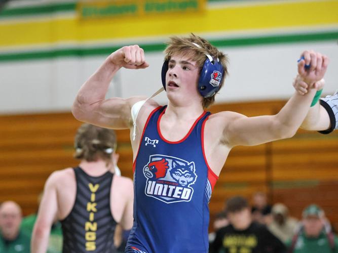 Sun Prairie wrestling sweeps Big Eight conference, again | Sun Prairie ...
