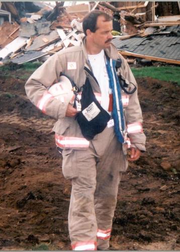 After more than 3 decades fighting fires, Waunakee chief retires ...