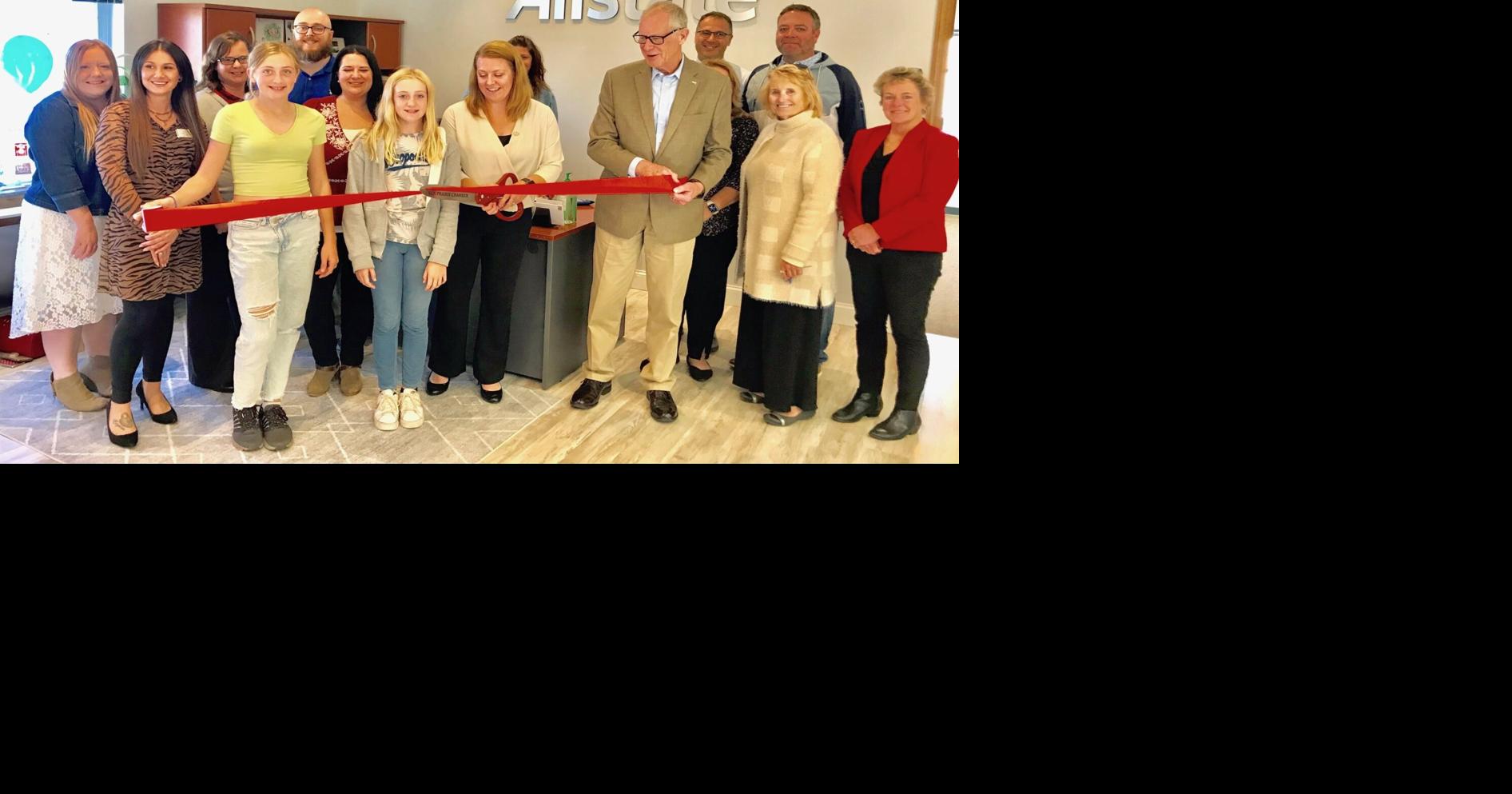 Mayor helps cut ribbon for Titley Insurance Group on West Main Street ...