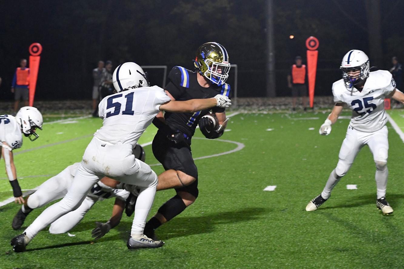 Capitol football: 10 Lakeside Warriors, 8 Lake Mills L-Cats honored in ...