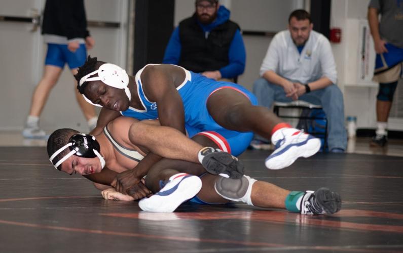 Wrestling: Lodi goes 4-0 at conference duals; Meister shines for ...