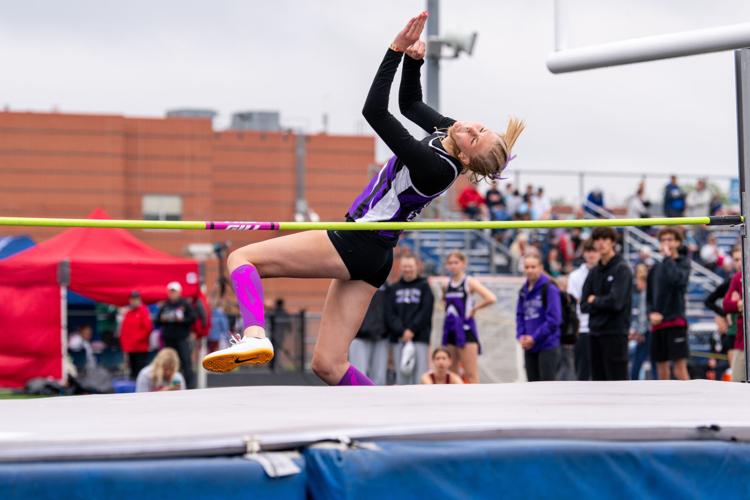 Track and field: Warriors sending 24 athletes to state | Sports ...