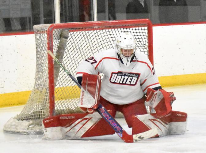 Sun Prairie hockey wins holiday tournament | Sports | hngnews.com