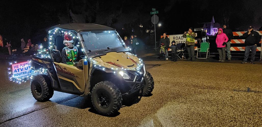 Milton's first Christmas Parade lights the night | Milton Courier ...