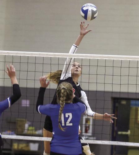 Volleyball finishes runner-up at UWW | Milton Courier | hngnews.com
