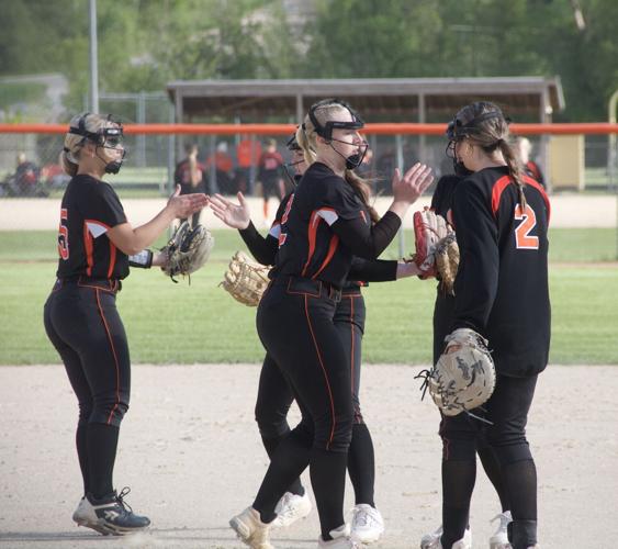 Softball: Poynette Pumas begin quest toward state title | Sports ...