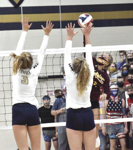 Volleyball: Pirates sweep Phoenix in rematch | | hngnews.com