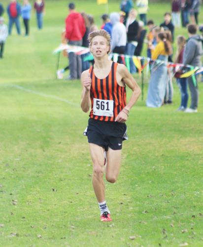 Chadwick, Ritzke earn academic all-state | Poynette Press | hngnews.com