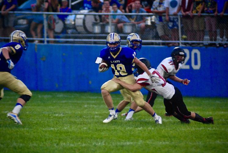 Opening night perfection | Football Contest | hngnews.com