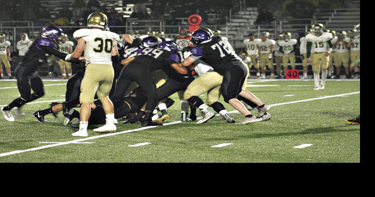 Waunakee football blasts Beaver Dam in playoff opener | Local | hngnews.com