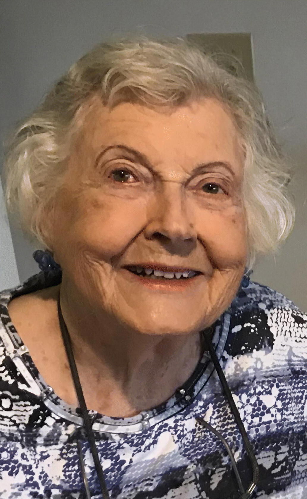 Elizabeth (Grausnick) "Betsy" Sonnemann | Obituaries | hngnews.com