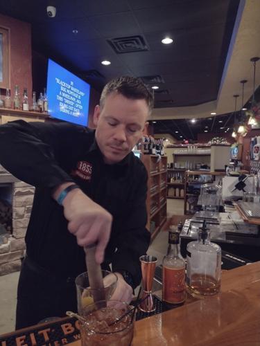 Area bartenders add unique touches to Wisconsin's brandy old fashioned ...
